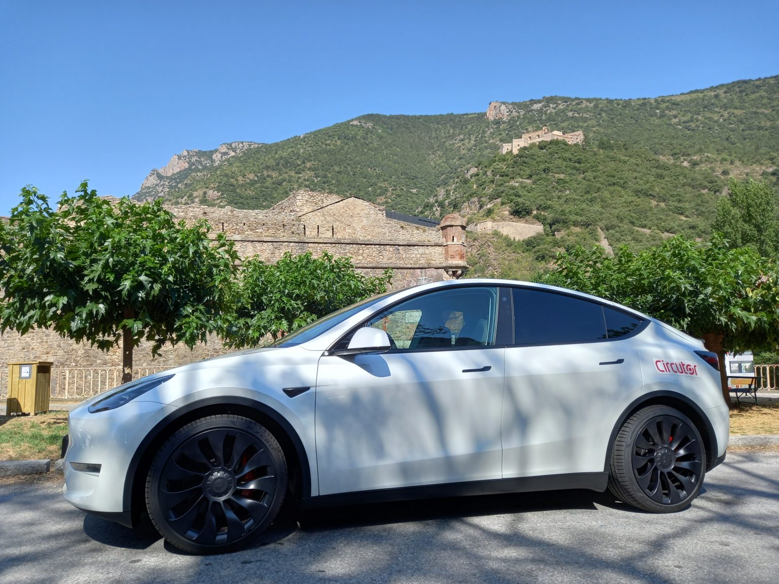 Reto Autonomía - Tesla Model Y Performance - CIRCUTOR