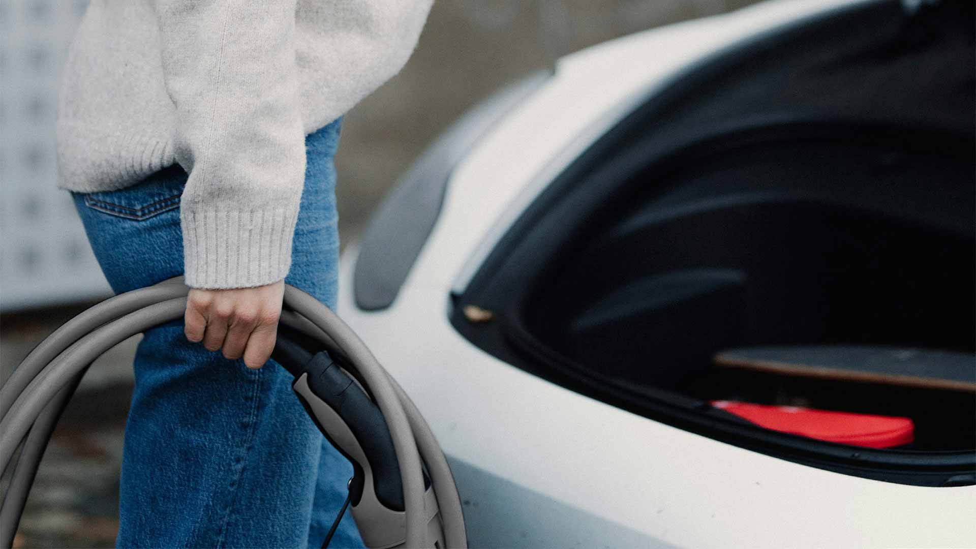 Circutor incorpora las ePark con doble toma trifásicas: mayor versatilidad y potencia - CIRCUTOR